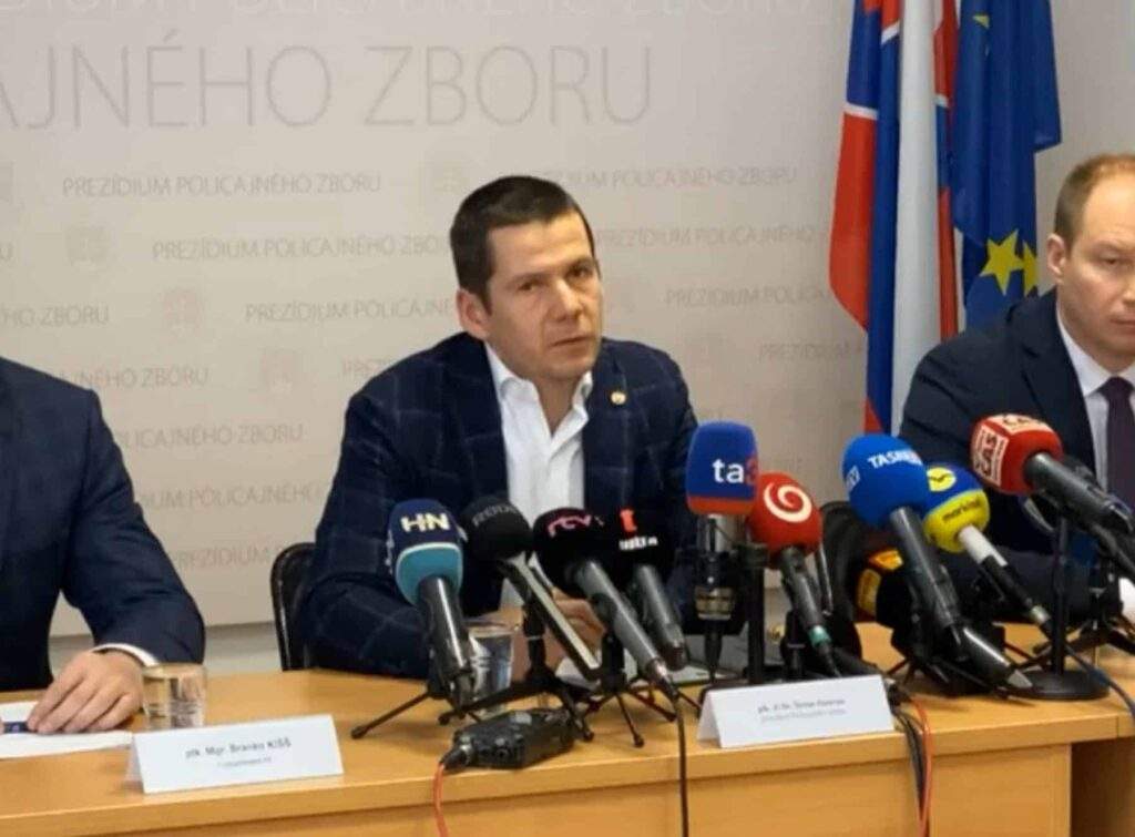 Hamran: Telové kamery, ktoré zaznamenávajú činnosť policajtov nie sú ...