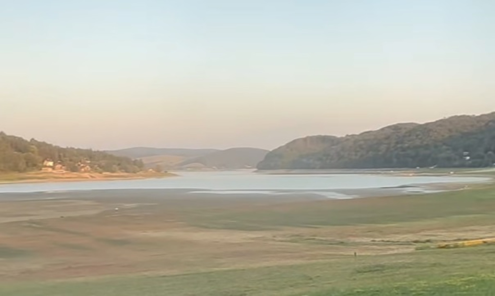 Katastrofický pohľad na vyschnutú Domašu. Hrozí ekologický kolaps • Plénum